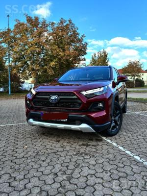 Red Toyota RAV4 2024 in Riga, with an engine capacity of 2.40 L and mileage of 38 thousand km for 39500 €, photo  on AUTOMOTO.COM.LV