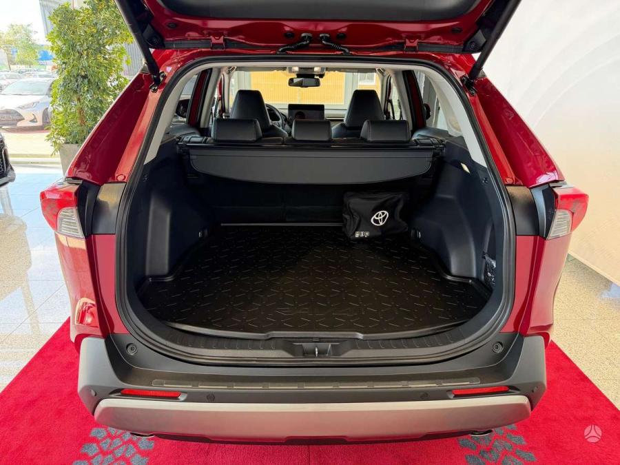 Sarkans Toyota RAV4 2025 Šauļi, ar dzinēja tilpumu 2.49 L un nobraukumu 12 tūkst. km par 39500 €, foto 6 vietnē AUTOMOTO.COM.LV