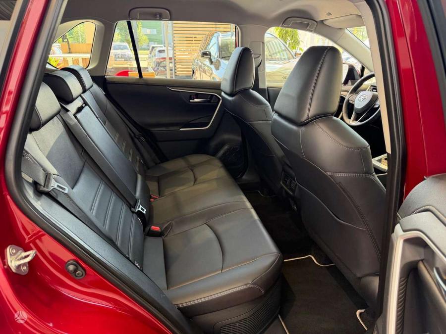 Sarkans Toyota RAV4 2025 Šauļi, ar dzinēja tilpumu 2.49 L un nobraukumu 12 tūkst. km par 39500 €, foto 9 vietnē AUTOMOTO.COM.LV