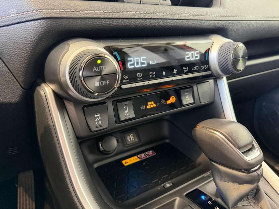 Sarkans Toyota RAV4 2025 Šauļi, ar dzinēja tilpumu 2.49 L un nobraukumu 12 tūkst. km par 39500 €, foto 17 vietnē AUTOMOTO.COM.LV