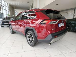 Sarkans Toyota RAV4 2025 Rīga, ar dzinēja tilpumu 2.50 L un nobraukumu 12 tūkst. km par 38300 €, foto 4 vietnē AUTOMOTO.COM.LV