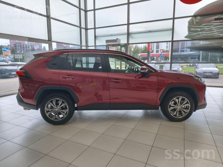 Sarkans Toyota RAV4 2025 Rīga, ar dzinēja tilpumu 2.50 L un nobraukumu 12 tūkst. km par 38300 €, foto 6 vietnē AUTOMOTO.COM.LV
