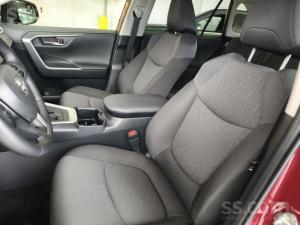 Sarkans Toyota RAV4 2025 Rīga, ar dzinēja tilpumu 2.50 L un nobraukumu 12 tūkst. km par 38300 €, foto 12 vietnē AUTOMOTO.COM.LV
