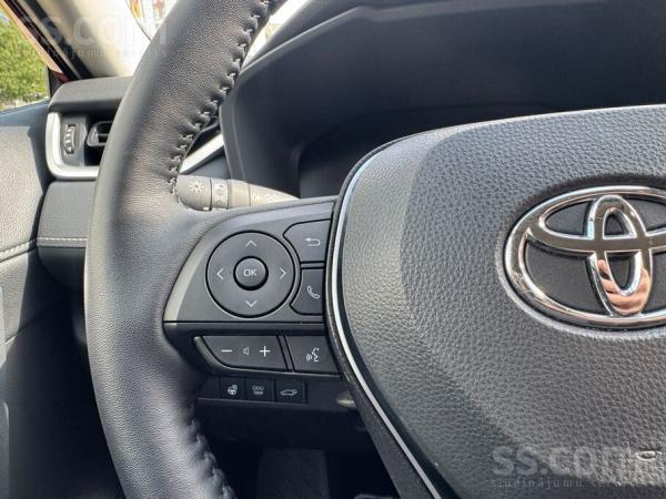 Red Toyota RAV4 2025 in Jekabpils, with an engine capacity of 2.50 L and mileage of 12 thousand km for 38300 €, photo 8 on AUTOMOTO.COM.LV