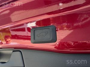 Red Toyota RAV4 2025 in Jekabpils, with an engine capacity of 2.50 L and mileage of 12 thousand km for 38300 €, photo 15 on AUTOMOTO.COM.LV