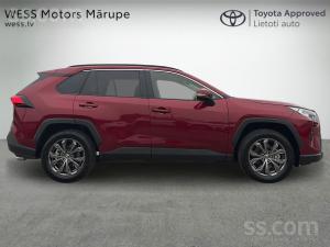 Red Toyota RAV4 2025 in Riga, with an engine capacity of 2.50 L and mileage of 33 thousand km for 36590 €, photo 17 on AUTOMOTO.COM.LV