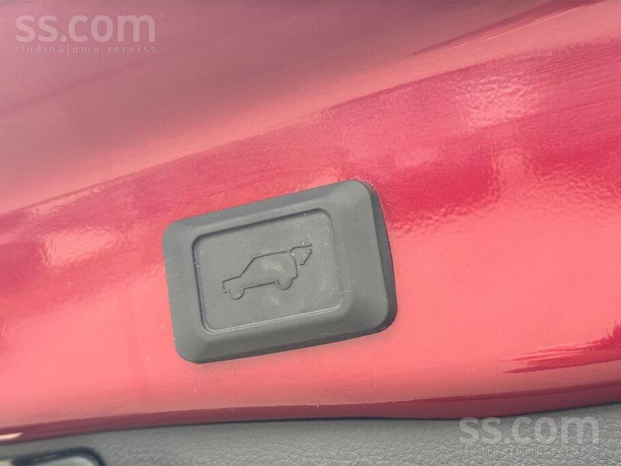 Red Toyota RAV4 2025 in Riga, with an engine capacity of 2.50 L and mileage of 33 thousand km for 36590 €, photo 31 on AUTOMOTO.COM.LV