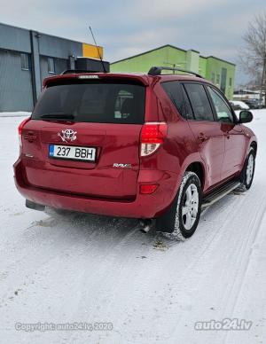 Red Toyota RAV4 2008 in Tallinn, with an engine capacity of 2.00 L and mileage of 179 thousand km for 5500 €, photo 3 on AUTOMOTO.COM.LV