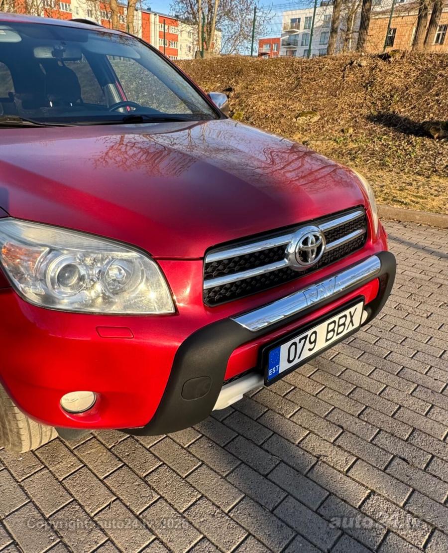 Sarkans Toyota RAV4 2009 Tallina, ar dzinēja tilpumu 2.00 L un nobraukumu 167 tūkst. km par 7999 €, foto 3 vietnē AUTOMOTO.COM.LV