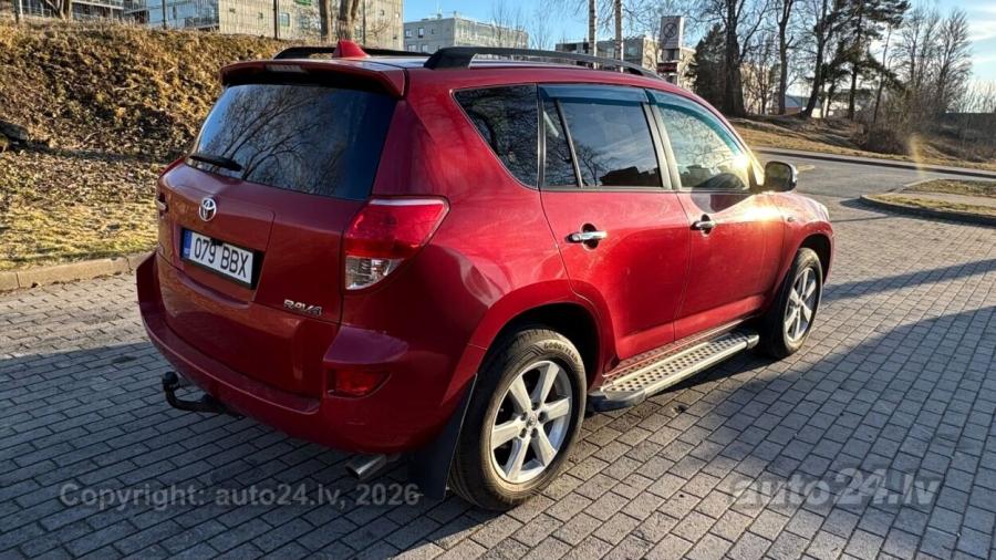 Sarkans Toyota RAV4 2009 Tallina, ar dzinēja tilpumu 2.00 L un nobraukumu 167 tūkst. km par 7999 €, foto 5 vietnē AUTOMOTO.COM.LV