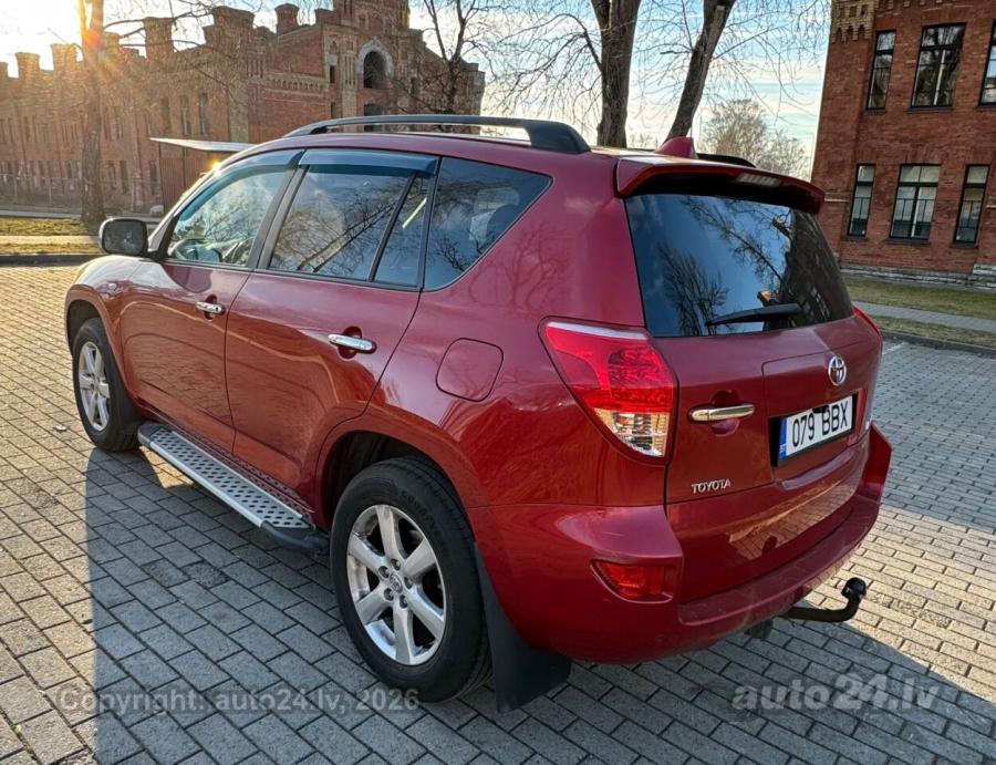 Sarkans Toyota RAV4 2009 Tallina, ar dzinēja tilpumu 2.00 L un nobraukumu 167 tūkst. km par 7999 €, foto 7 vietnē AUTOMOTO.COM.LV