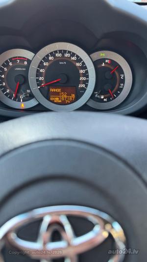Sarkans Toyota RAV4 2009 Tallina, ar dzinēja tilpumu 2.00 L un nobraukumu 167 tūkst. km par 7999 €, foto 14 vietnē AUTOMOTO.COM.LV