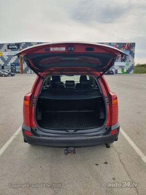 Sarkans Toyota RAV4 2013 Tallina, ar dzinēja tilpumu 2.00 L un nobraukumu 188 tūkst. km par 14000 €, foto 7 vietnē AUTOMOTO.COM.LV