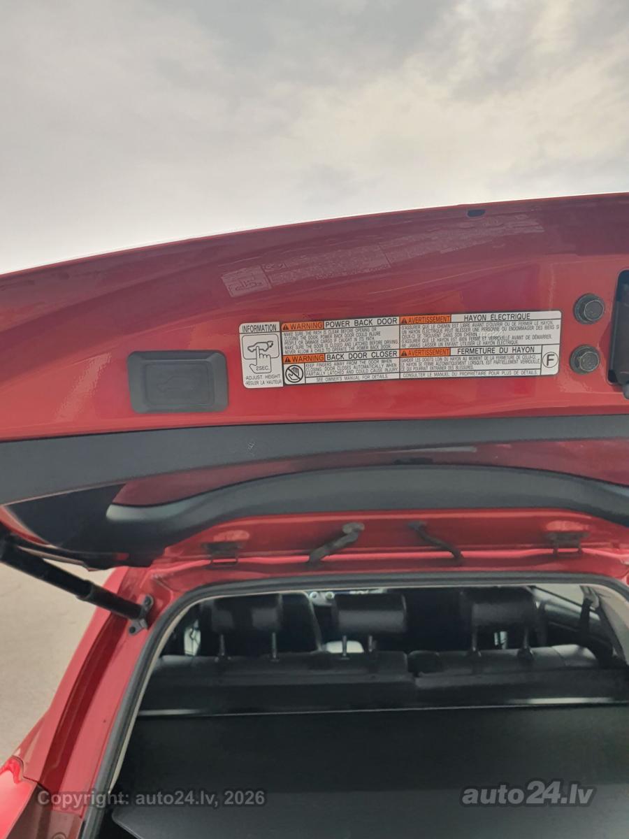 Sarkans Toyota RAV4 2013 Tallina, ar dzinēja tilpumu 2.00 L un nobraukumu 188 tūkst. km par 14000 €, foto 8 vietnē AUTOMOTO.COM.LV