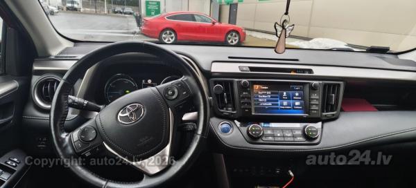Red Toyota RAV4 2018 in Tallinn, with an engine capacity of 2.50 L and mileage of 74 thousand km for 19800 €, photo 11 on AUTOMOTO.COM.LV