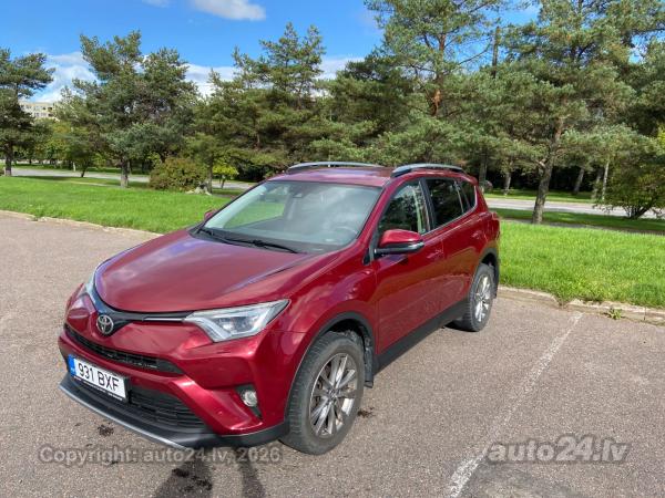 Красный Тойота РАВ 4 2018 в Таллин, объемом двигателя 2.00 л и пробегом 125 тыс. км за 17000 €, фото 4 на AUTOMOTO.COM.LV