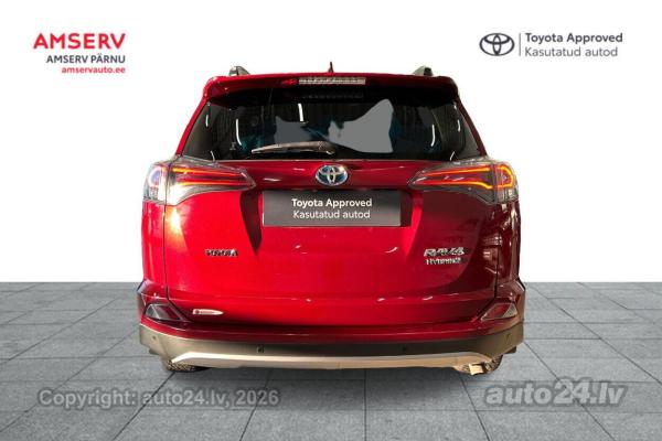 Red Toyota RAV4 2019 in Parnu, with an engine capacity of 2.50 L and mileage of 167 thousand km for 17990 €, photo 4 on AUTOMOTO.COM.LV