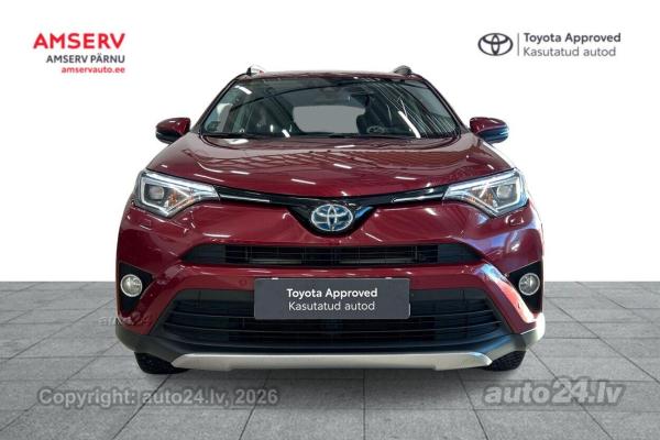 Red Toyota RAV4 2019 in Parnu, with an engine capacity of 2.50 L and mileage of 167 thousand km for 17990 €, photo 5 on AUTOMOTO.COM.LV