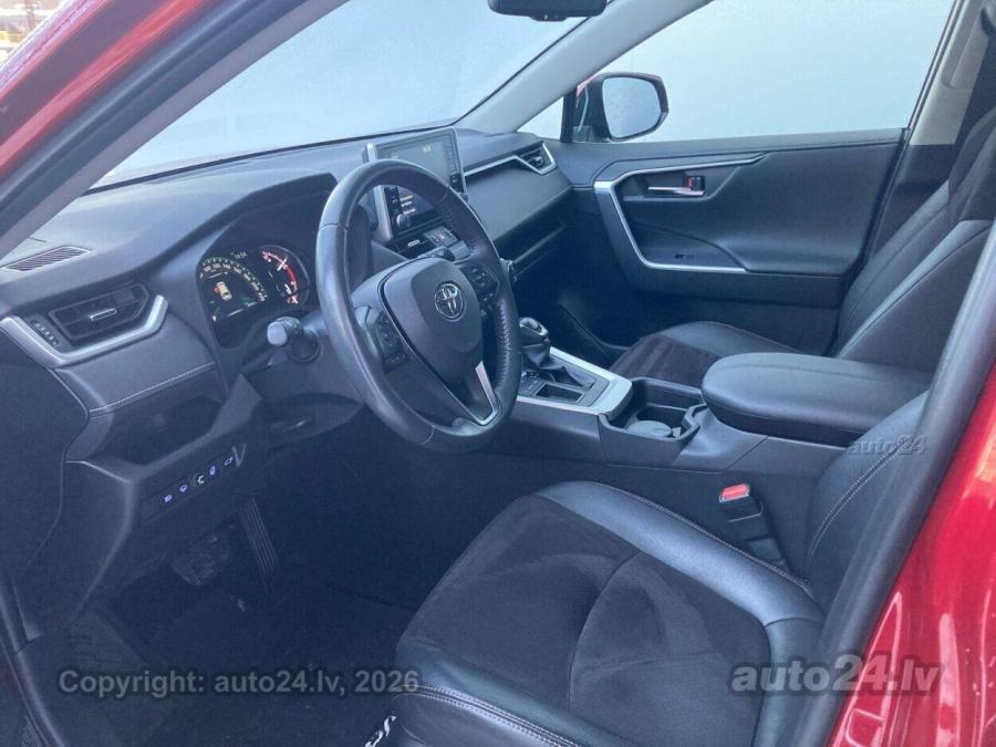 Red Toyota RAV4 2019 in Tallinn, with an engine capacity of 1.99 L and mileage of 49 thousand km for 24495 €, photo 12 on AUTOMOTO.COM.LV