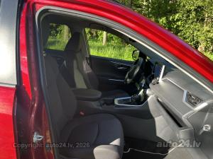 Sarkans Toyota RAV4 2019 Tallina, ar dzinēja tilpumu 2.50 L un nobraukumu 100 tūkst. km par 27900 €, foto 7 vietnē AUTOMOTO.COM.LV