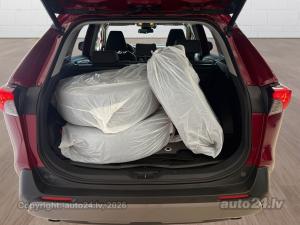 Красный Тойота РАВ 4 2019 в Пярну, объемом двигателя 2.00 л и пробегом 112 тыс. км за 20700 €, фото 11 на AUTOMOTO.COM.LV