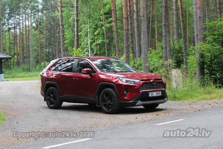 Красный Тойота РАВ 4 2019 в Таллин, объемом двигателя 2.00 л и пробегом 111 тыс. км за 22500 €, фото 5 на AUTOMOTO.COM.LV