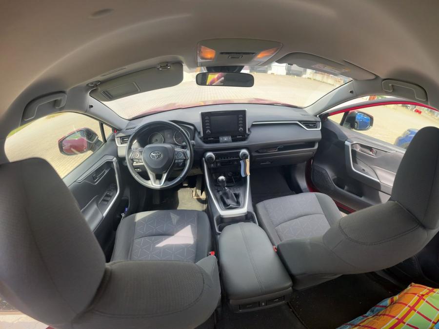 Sarkans Toyota RAV4 2019 Tallina, ar dzinēja tilpumu 0.00 L un nobraukumu 71 tūkst. km par 17500 €, foto 8 vietnē AUTOMOTO.COM.LV