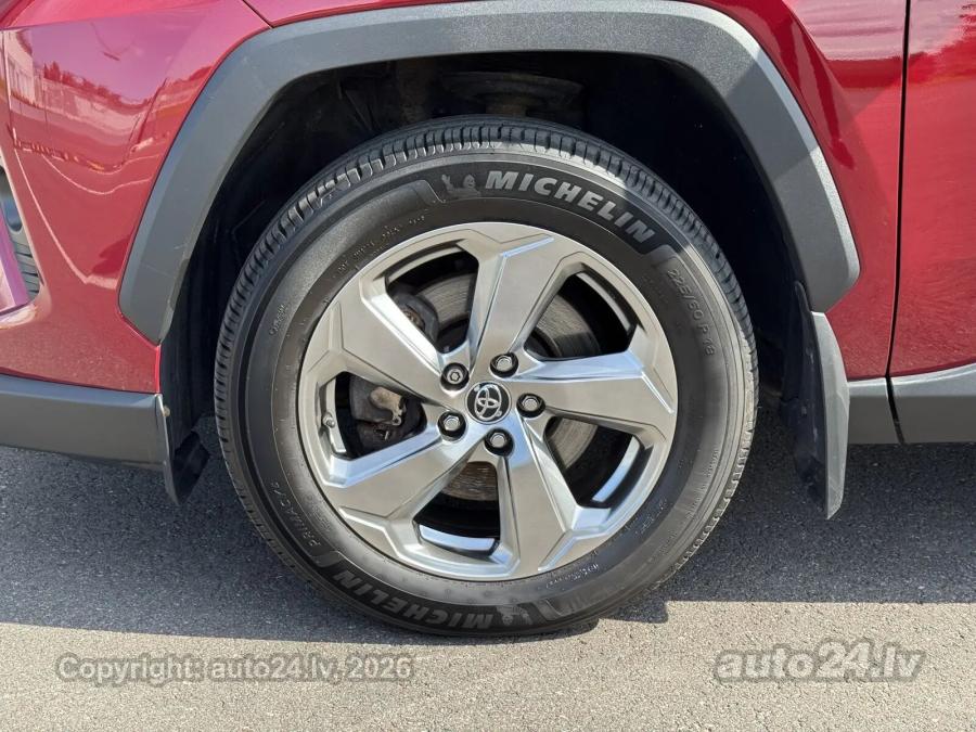 Sarkans Toyota RAV4 2019 Tallina, ar dzinēja tilpumu 2.50 L un nobraukumu 103 tūkst. km par 29995 €, foto 5 vietnē AUTOMOTO.COM.LV