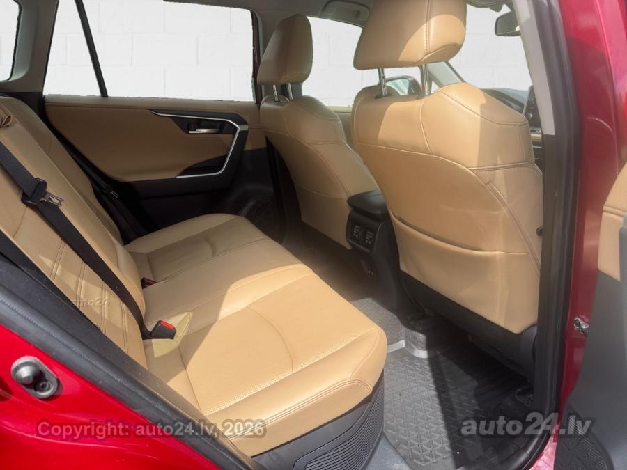Красный Тойота РАВ 4 2020 в Пайде, объемом двигателя 2.50 л и пробегом 161 тыс. км за 24990 €, фото 8 на AUTOMOTO.COM.LV
