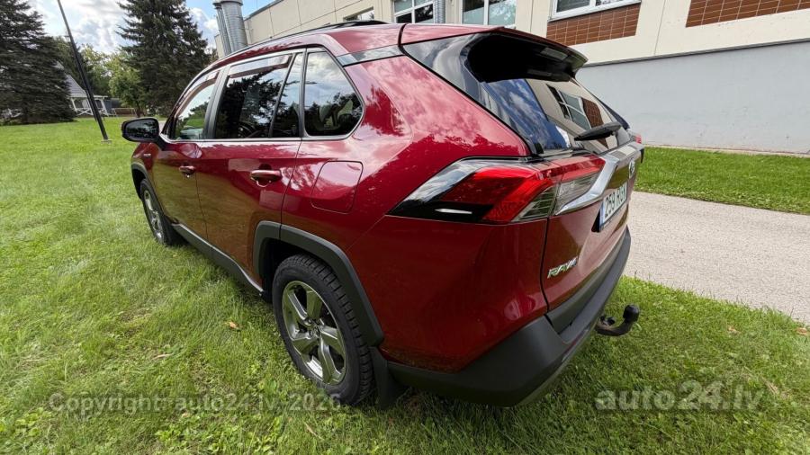 Red Toyota RAV4 2020 in Tallinn, with an engine capacity of 0.00 L and mileage of 97 thousand km for 29900 €, photo 5 on AUTOMOTO.COM.LV