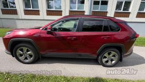 Red Toyota RAV4 2020 in Tallinn, with an engine capacity of 0.00 L and mileage of 97 thousand km for 29900 €, photo 9 on AUTOMOTO.COM.LV