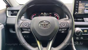 Red Toyota RAV4 2021 in Tallinn, with an engine capacity of 1.99 L and mileage of 120 thousand km for 22995 €, photo 13 on AUTOMOTO.COM.LV