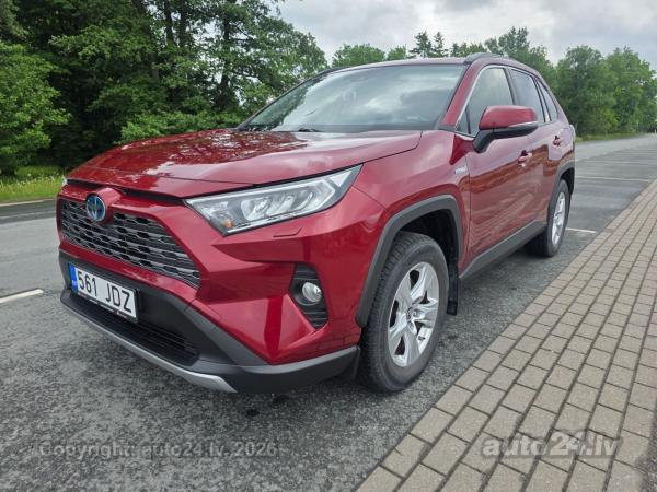 Red Toyota RAV4 2021 in Tallinn, with an engine capacity of 2.50 L and mileage of 73 thousand km for 28500 €, photo 1 on AUTOMOTO.COM.LV