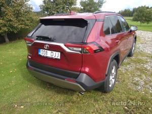 Sarkans Toyota RAV4 2022 Tallina, ar dzinēja tilpumu 2.00 L un nobraukumu 40 tūkst. km par 24000 €, foto 5 vietnē AUTOMOTO.COM.LV