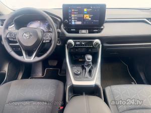 Red Toyota RAV4 2025 in Tallinn, with an engine capacity of 2.49 L and mileage of 10 thousand km for 42995 €, photo 9 on AUTOMOTO.COM.LV