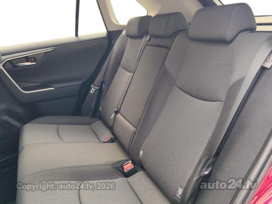 Red Toyota RAV4 2025 in Tallinn, with an engine capacity of 2.49 L and mileage of 20 thousand km for 38995 €, photo 20 on AUTOMOTO.COM.LV