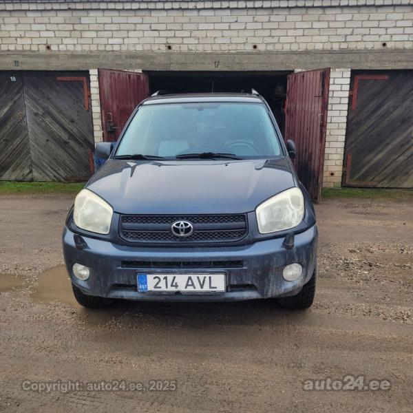 Toyota RAV4 2005 in Rapla, with an engine capacity of 2.00 L and mileage of 299 thousand km for 3100 €, photo 1 on AUTOMOTO.COM.LV