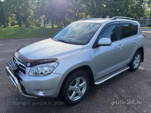 Toyota RAV4 2007 in Paide, with an engine capacity of 2.20 L and mileage of 330 thousand km for 5000 €, photo 3 on AUTOMOTO.COM.LV