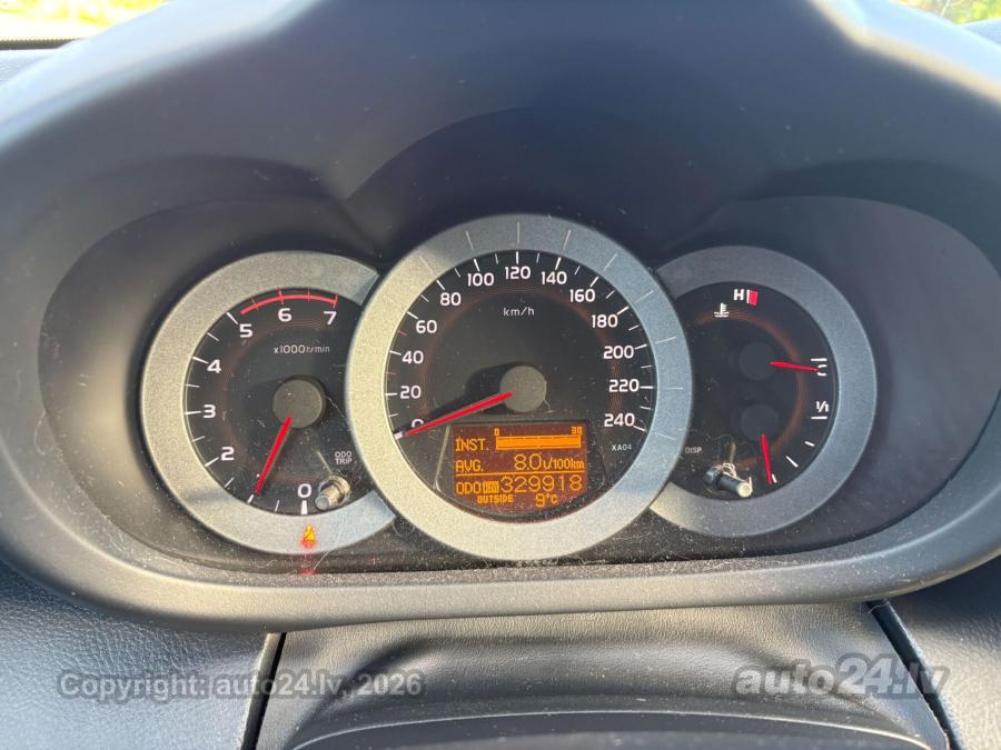 Toyota RAV4 2007 in Paide, with an engine capacity of 2.20 L and mileage of 330 thousand km for 5000 €, photo 20 on AUTOMOTO.COM.LV