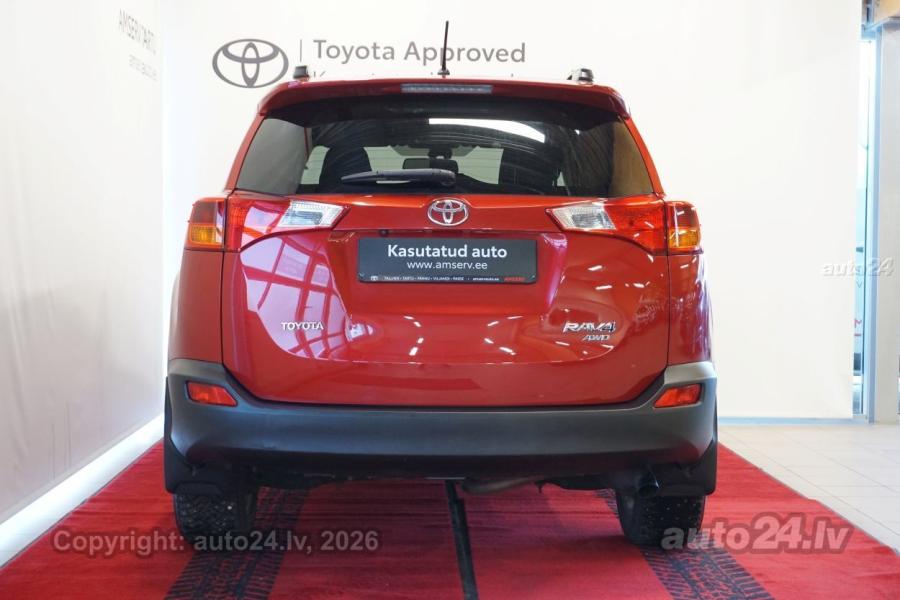 Toyota RAV4 2013 in Tartu, with an engine capacity of 2.00 L and mileage of 125 thousand km for 12790 €, photo 4 on AUTOMOTO.COM.LV