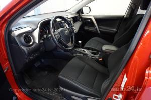Toyota RAV4 2013 in Tartu, with an engine capacity of 2.00 L and mileage of 125 thousand km for 12790 €, photo 11 on AUTOMOTO.COM.LV