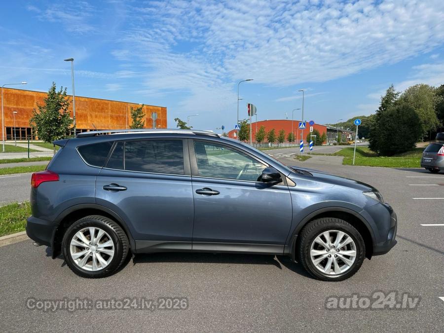 Toyota RAV4 2013 Tallina, ar dzinēja tilpumu 2.00 L un nobraukumu 249 tūkst. km par 10900 €, foto 3 vietnē AUTOMOTO.COM.LV