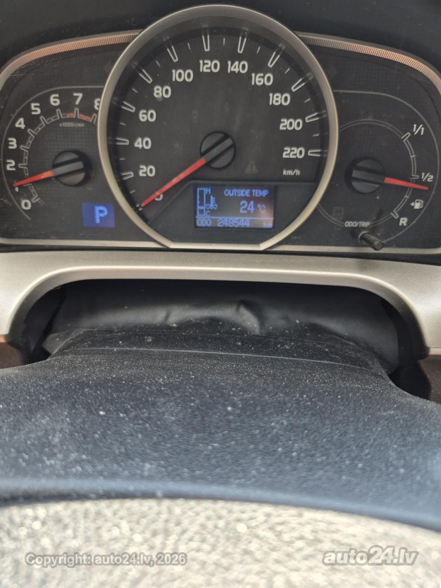 Toyota RAV4 2013 Tallina, ar dzinēja tilpumu 2.00 L un nobraukumu 249 tūkst. km par 10900 €, foto 16 vietnē AUTOMOTO.COM.LV