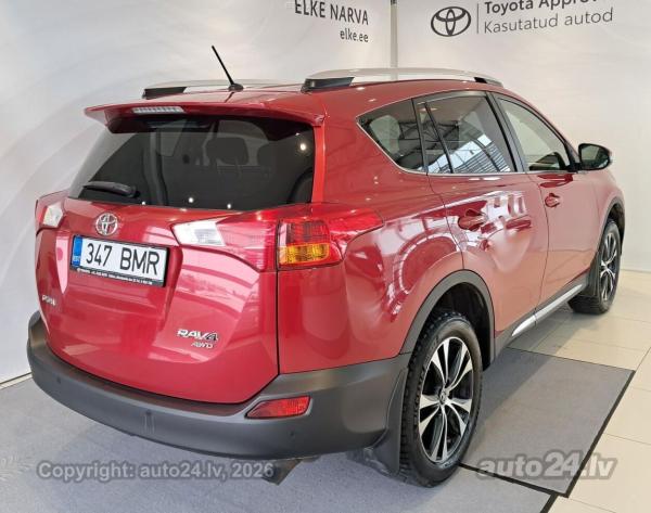 Toyota RAV4 2014 in Narva, with an engine capacity of 1.99 L and mileage of 230 thousand km for 10900 €, photo 2 on AUTOMOTO.COM.LV