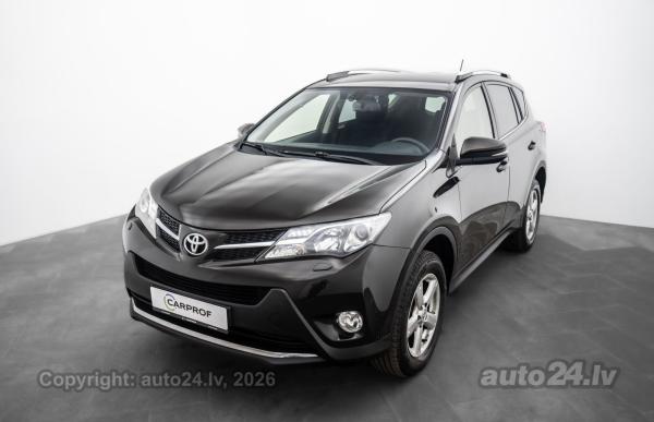 Toyota RAV4 2015 in Tallinn, with an engine capacity of 2.00 L and mileage of 156 thousand km for 12899 €, photo 1 on AUTOMOTO.COM.LV