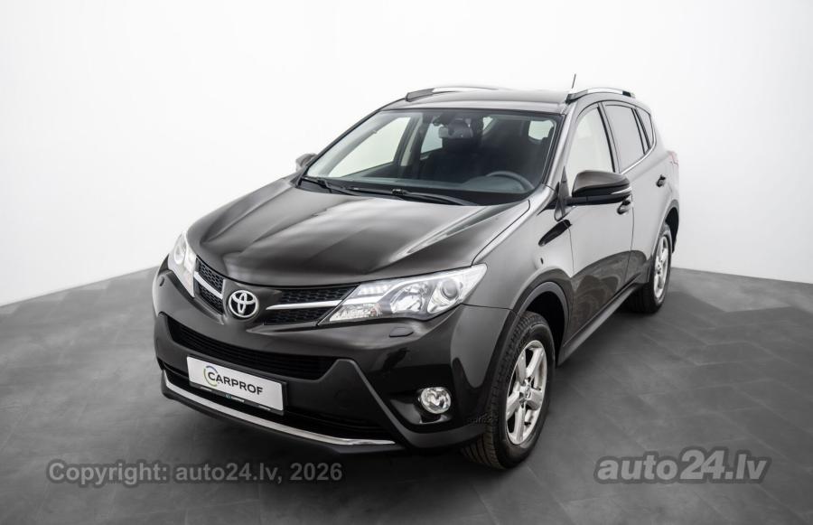 Toyota RAV4 2015 in Tallinn, with an engine capacity of 2.00 L and mileage of 156 thousand km for 12899 €, photo 1 on AUTOMOTO.COM.LV