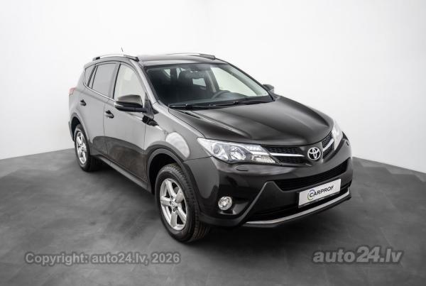Toyota RAV4 2015 in Tallinn, with an engine capacity of 2.00 L and mileage of 156 thousand km for 12899 €, photo 3 on AUTOMOTO.COM.LV