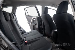 Toyota RAV4 2015 in Tallinn, with an engine capacity of 2.00 L and mileage of 156 thousand km for 12899 €, photo 11 on AUTOMOTO.COM.LV