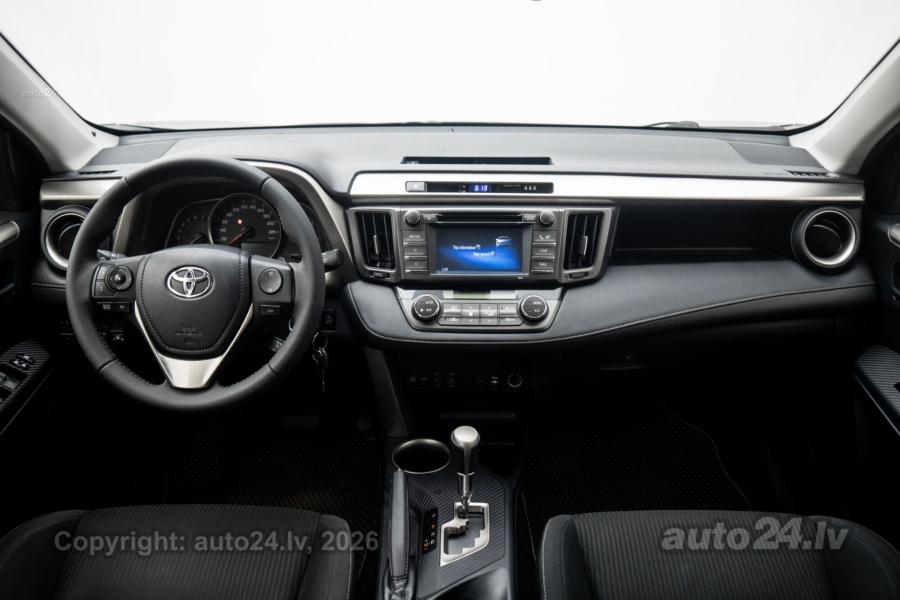 Toyota RAV4 2015 in Tallinn, with an engine capacity of 2.00 L and mileage of 156 thousand km for 12899 €, photo 14 on AUTOMOTO.COM.LV