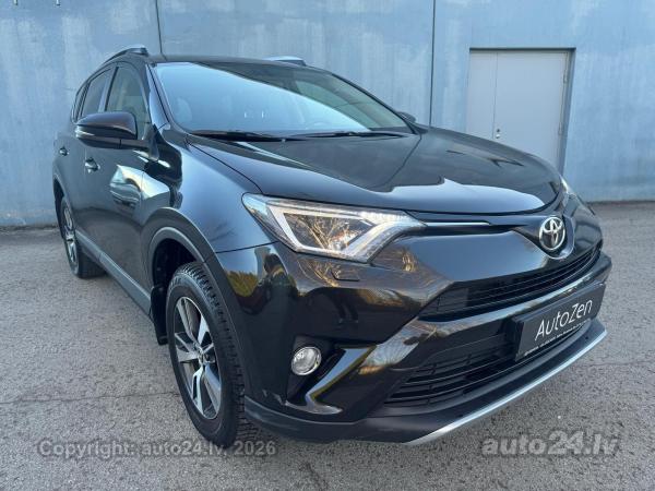 Toyota RAV4 2016 Tallina, ar dzinēja tilpumu 2.00 L un nobraukumu 93 tūkst. km par 16500 €, foto 3 vietnē AUTOMOTO.COM.LV